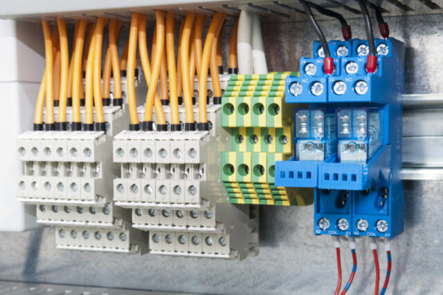 Terminal Blocks: Types and Selection Guide - GoSwitchgear - Electrical Components and Control ...